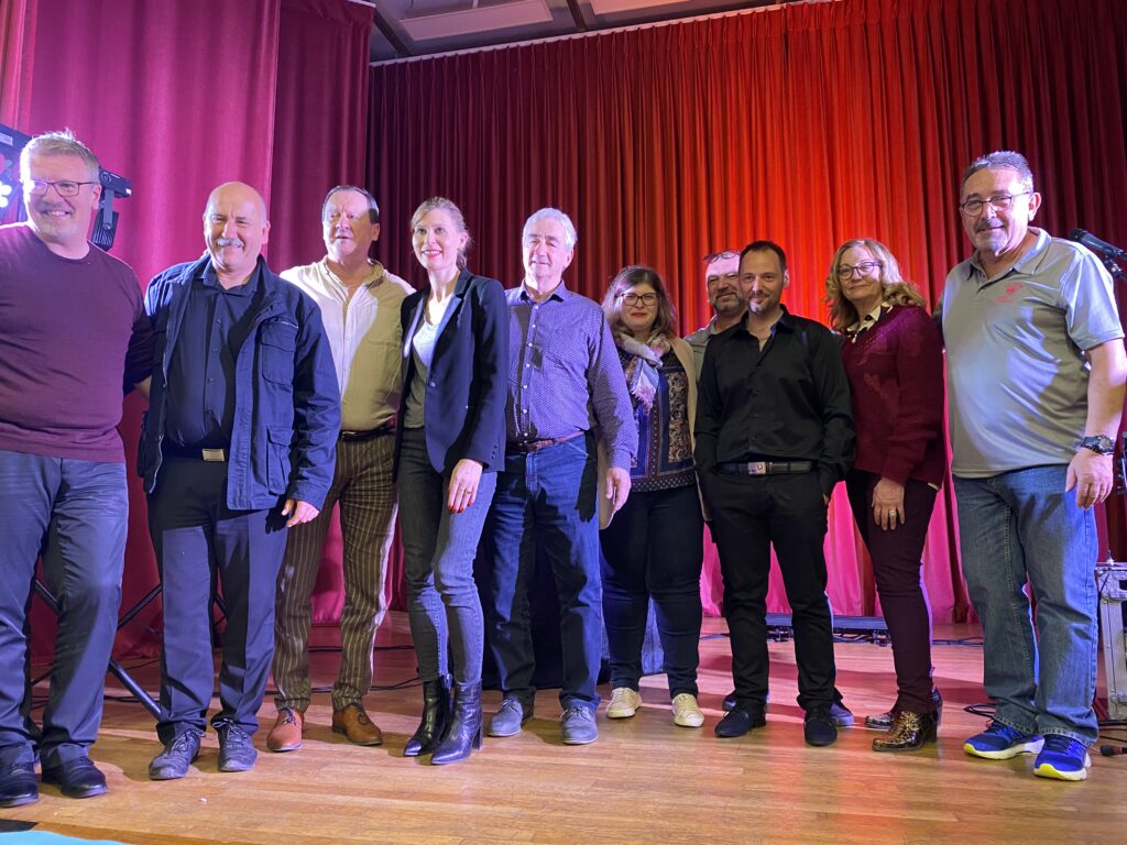 Franclens / Soirée organisée par la La Team « j’adore ct’ambiance » qui ...